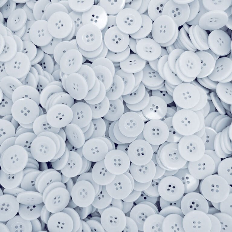 Buy best types of buttons in 24, 26 line in bulk | Manufacturers