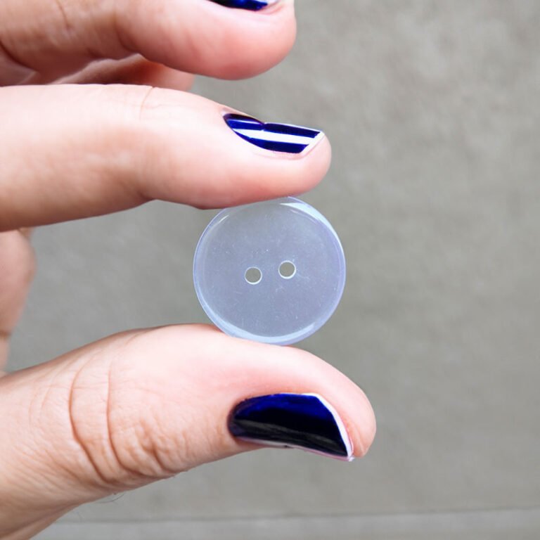 28, 30, 32 line button at best price | Supplier, wholesaler in Mumbai ...